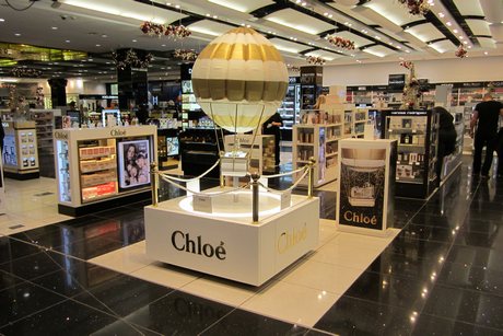 Chloé’s festive balloon installation takes off in London and Paris