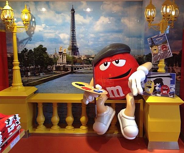 LSTR opens first French M&M’s store