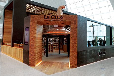 Le Clos customer wins $20,000 vintage wine prize